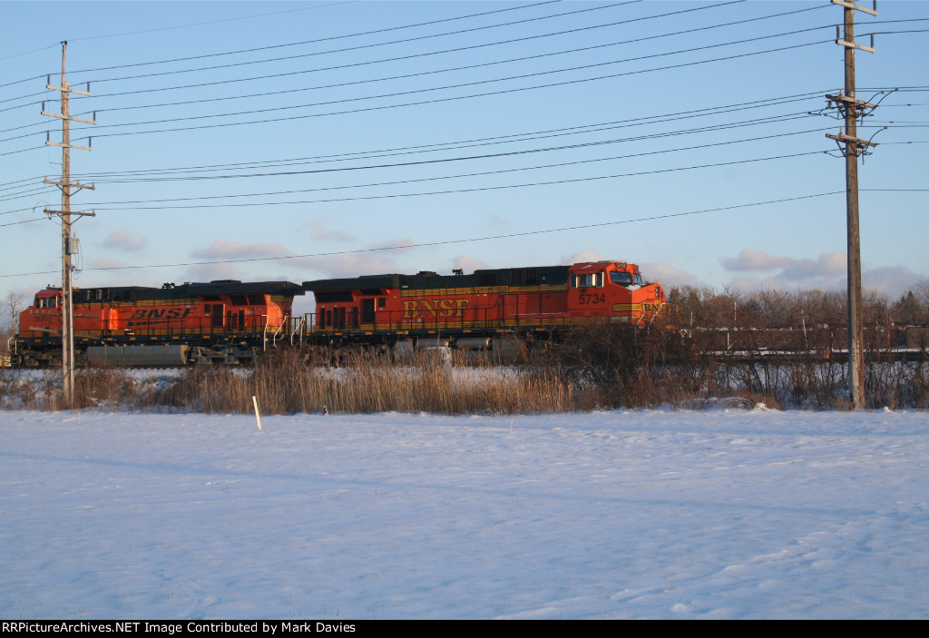 BNSF 5734
